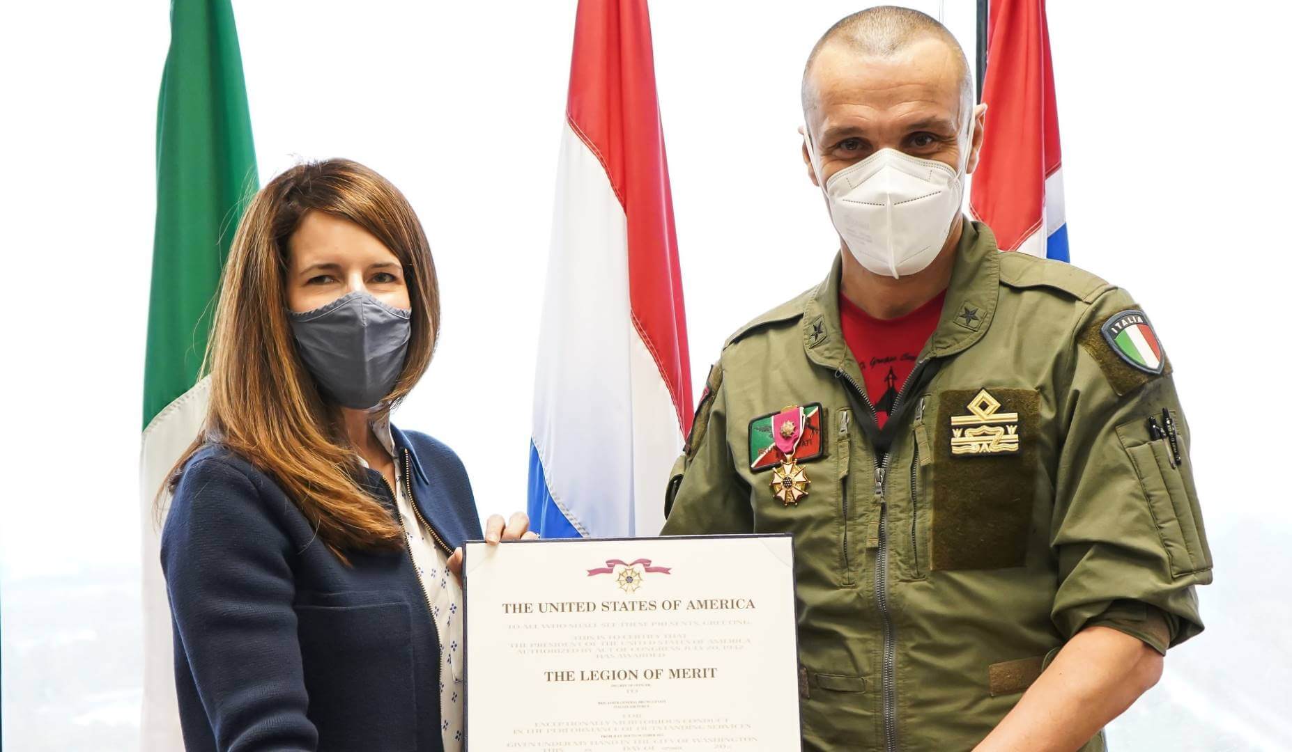 Legion of Merit per il Generale Bruno Levati, National Deputy italiano ...