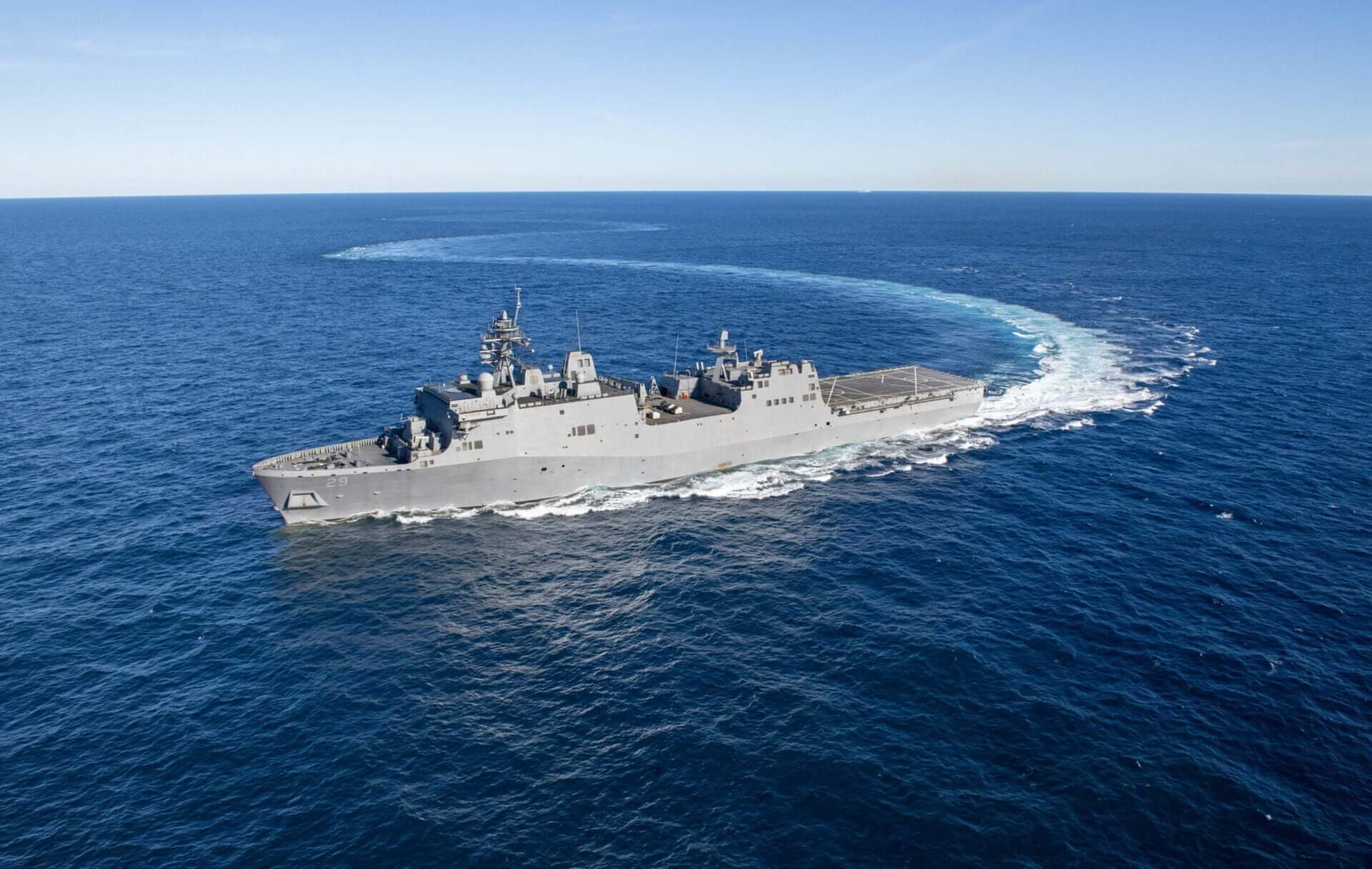 La LPD Richard M. McCool Jr. ha completato con successo le prove di ...